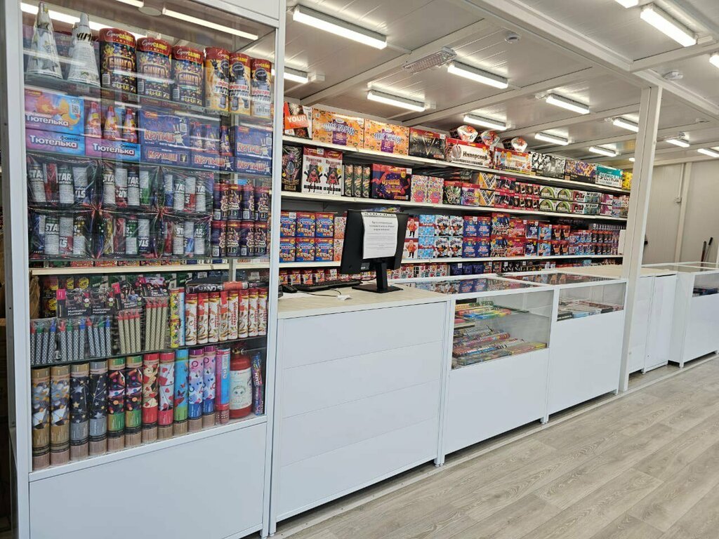 Havai fişek firmaları Топ Салют, Nijni Novgorod, foto