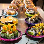 Yo! Sushi (156, Al Ittihad Street, Dubai), suşi restoranı