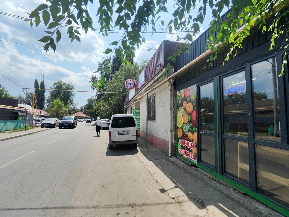 Manavlar Vegetables and Fruits, Almatı, foto