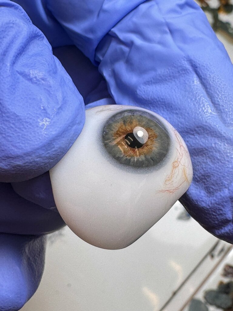 Protez yapımı ЦентрГлазОмск, Tiumen, foto