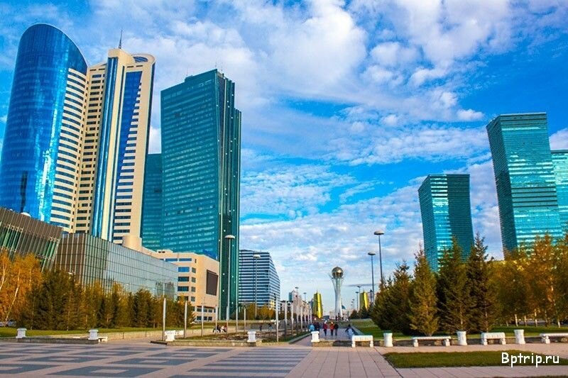 Alışveriş merkezleri Korkem Center, Astana, foto