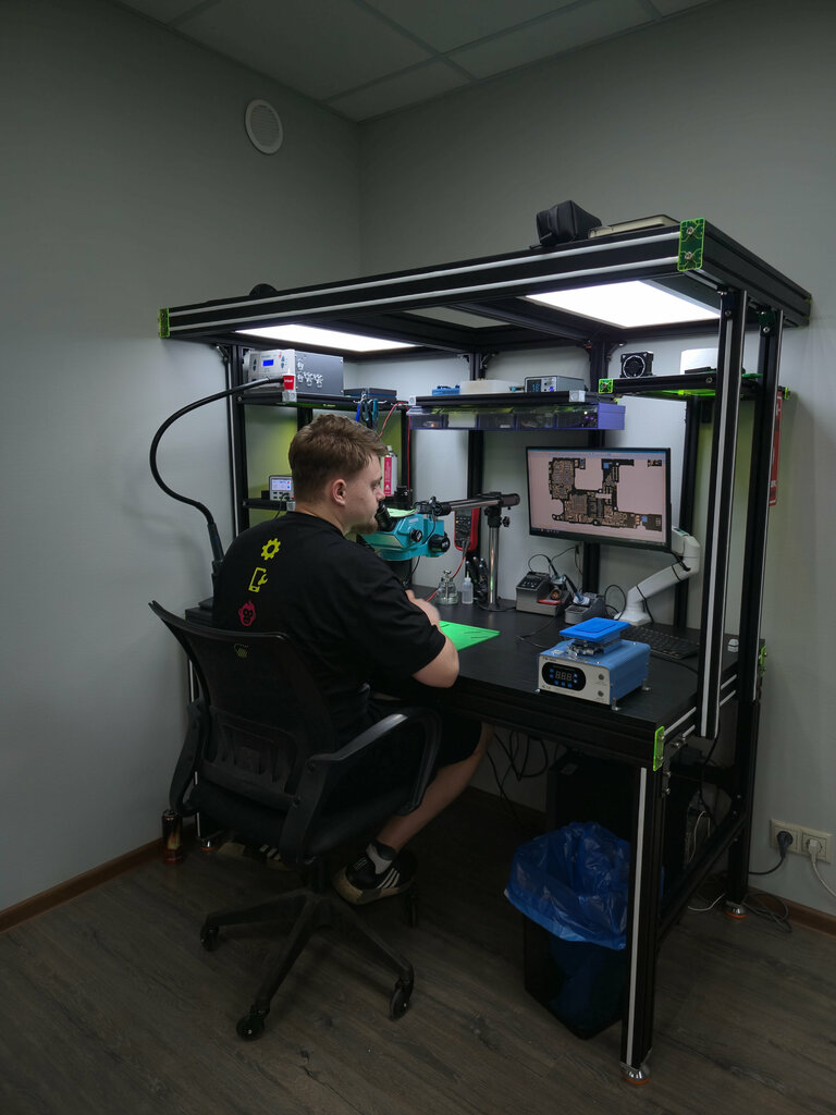 Telefon tamir servisi Bananix, Moskova, foto