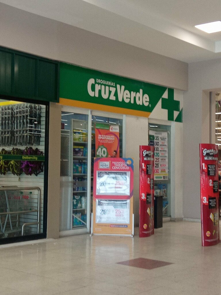 Eczaneler Farmacia Cruz Verde, Bogota, foto