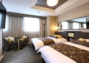 Apa Hotel Ueno Ekimae (Tokyo Metropolis, Special Ward Taito, Khigasi-Ueno, 2-y tyome Khigasi-Ueno, 18-7), otel  Tokyo'dan