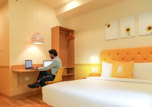 Bloom Hotel - Worli (State of Maharashtra, Mumbai, Zone G South), otel  Mumbai'den