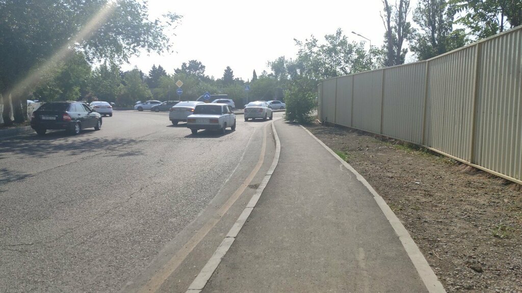 Düğün mağazası Opera Sadliq Sarayi, Bakü, foto