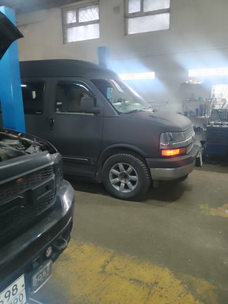 Otomobil servisi Avtoservis, Protvino, foto