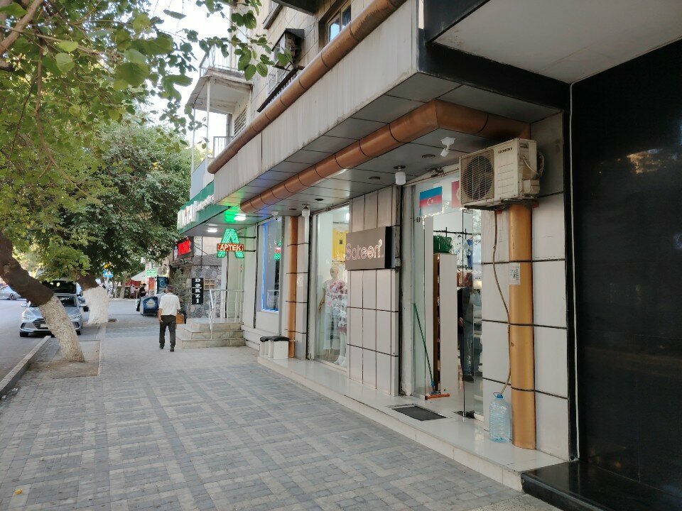 Giyim mağazası Sateen, Bakü, foto