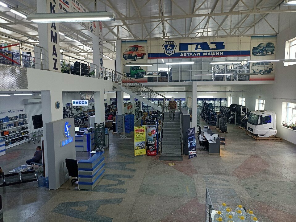 Otomobil yedek parçaları Spare parts store for foreign trucks, Aktöbe, foto