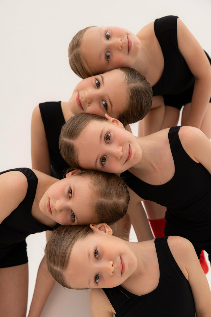 Dans okulları Вверх, Saint‑Petersburg, foto