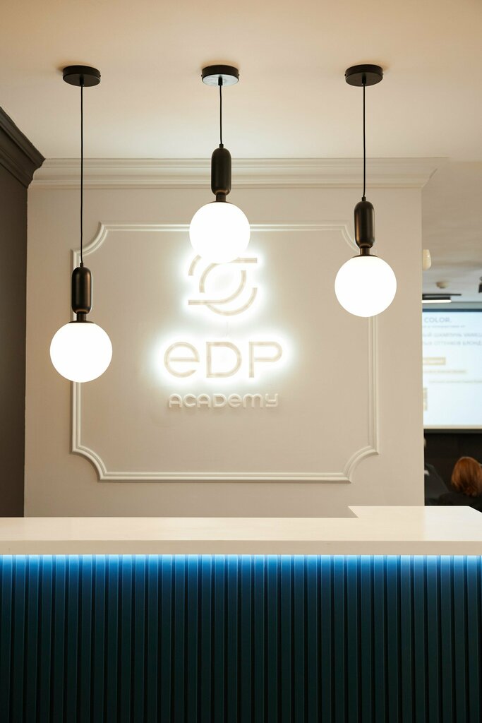 Kuaför meslek eğitimi Edp Academy, Moskova, foto