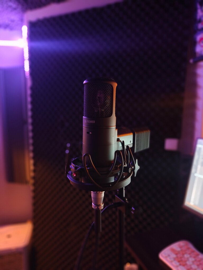 Ses kayıt stüdyoları Рейз Рекордс, Moskova, foto