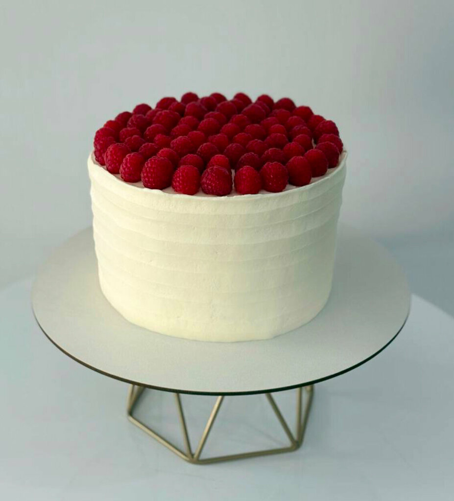 Özel pasta siparişi Honey baker, Novoçerkassk, foto