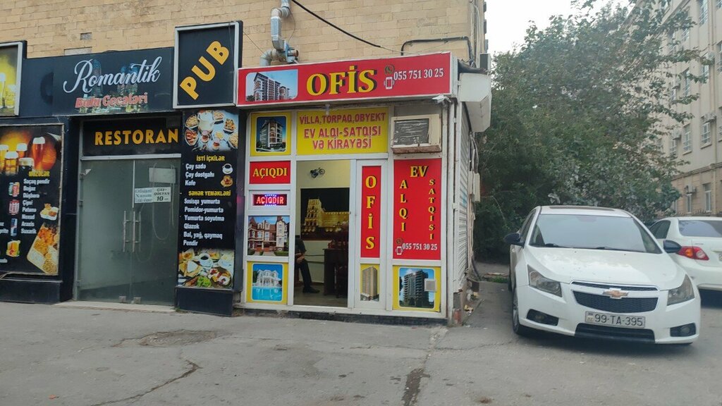 Emlak ofisi Ofis, Bakü, foto