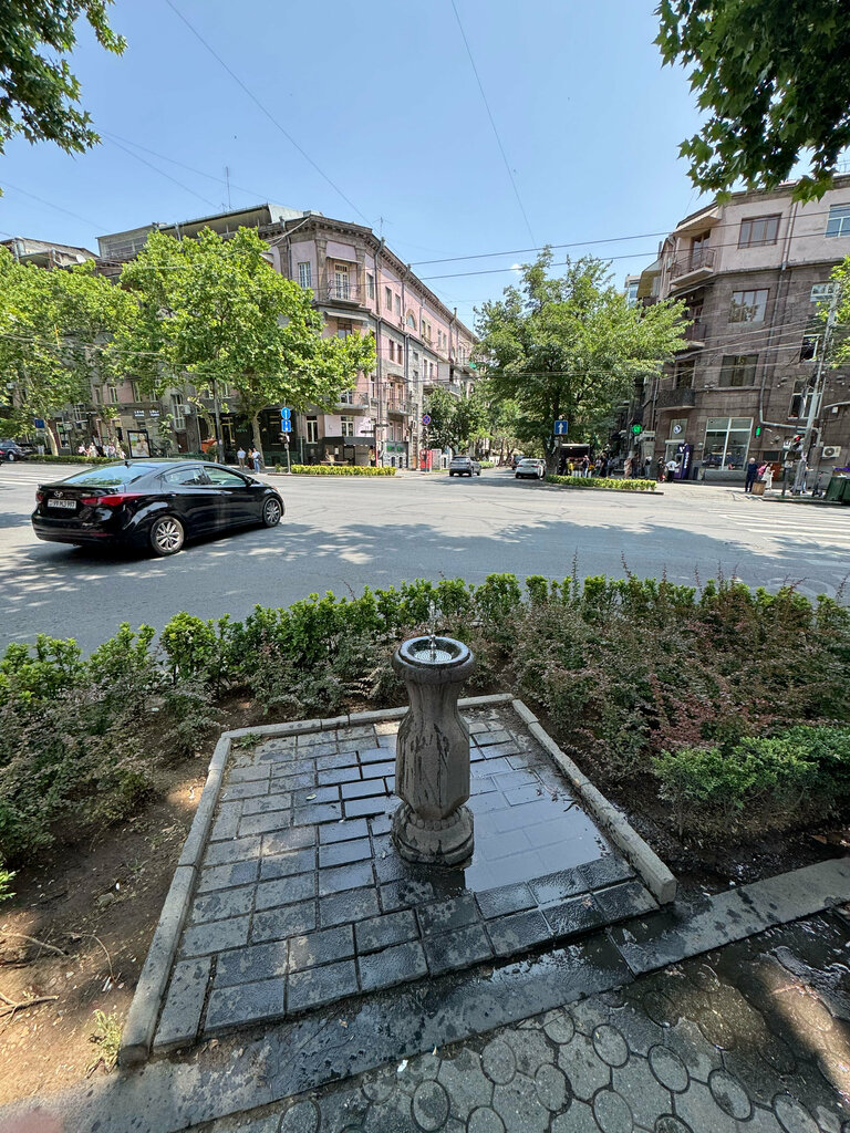 Tulumba Tsaytaghpyur, Erivan, foto