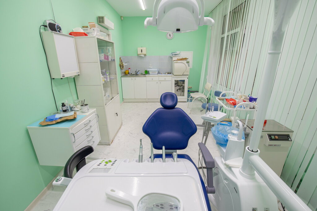 Özel ağız ve diş sağlığı klinikleri ve muayenehaneleri Renessans, Nijni Novgorod, foto