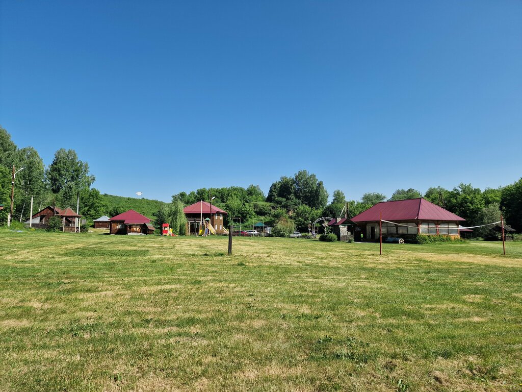Resort oteller, tesisler База отдыха Тихие зори, Altayski krayı, foto