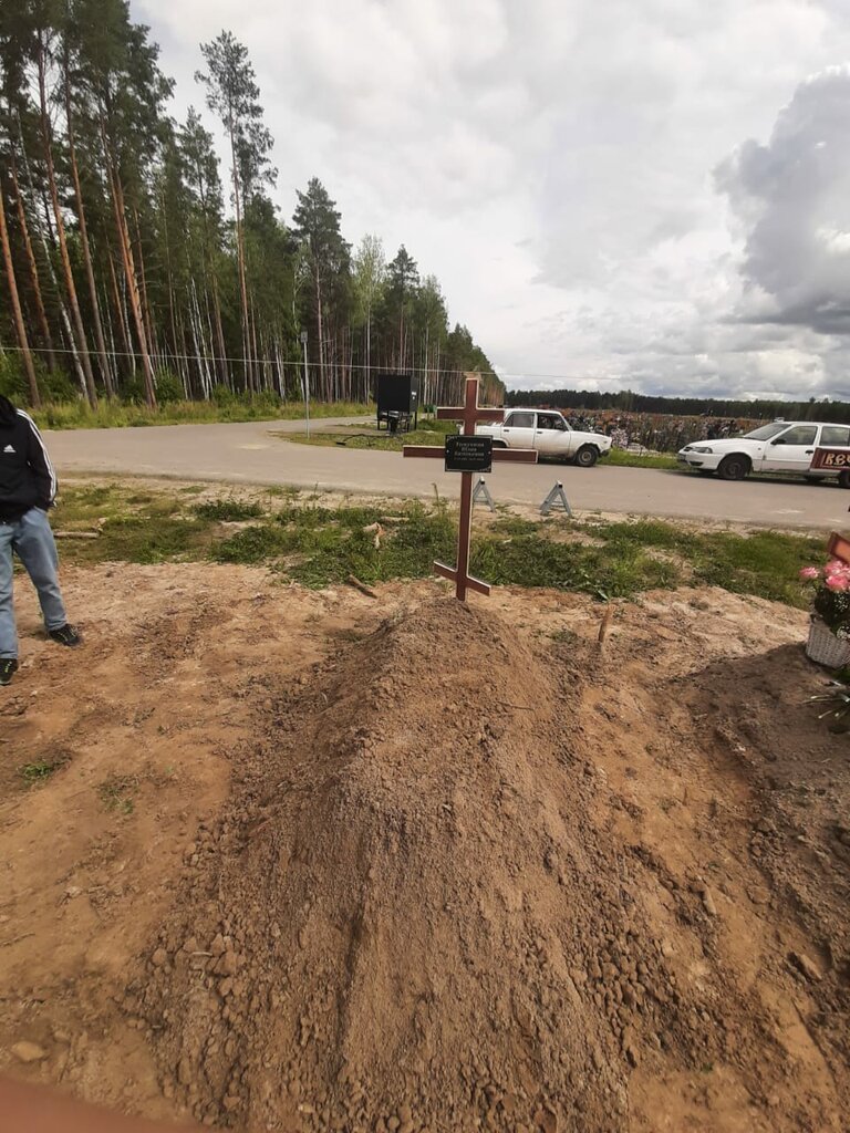 Mezarlıklar Червишевское пятое кладбище, Tümen (Tiumenskaya) oblastı, foto