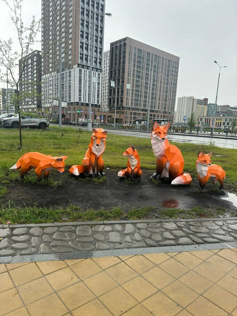 Park, sokak heykeli Лисички, Yekaterinburg, foto