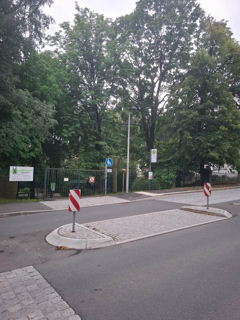 Toplu taşıma durağı Goethestraße / Tierpark, Freiberg, foto