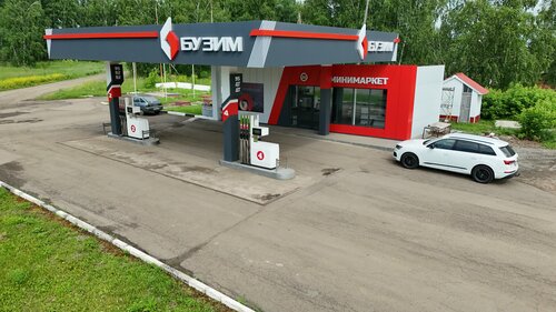 Benzin istasyonu Бузим, Krasnoyarski krayı, foto