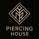 Piercing House (Arbat Street No:35), piercing dükkanı  Moskova'dan