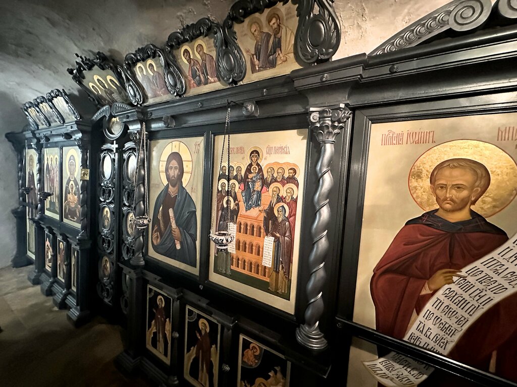 Ortodoks kiliseleri Подземная церковь Антония и Феодосия, Sarov, foto