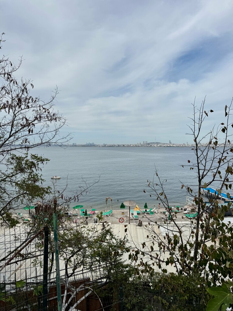 Restoran Kumluk Sahne Beach, Adalar, foto