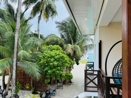 Otel Wave Crest Retreat, , foto