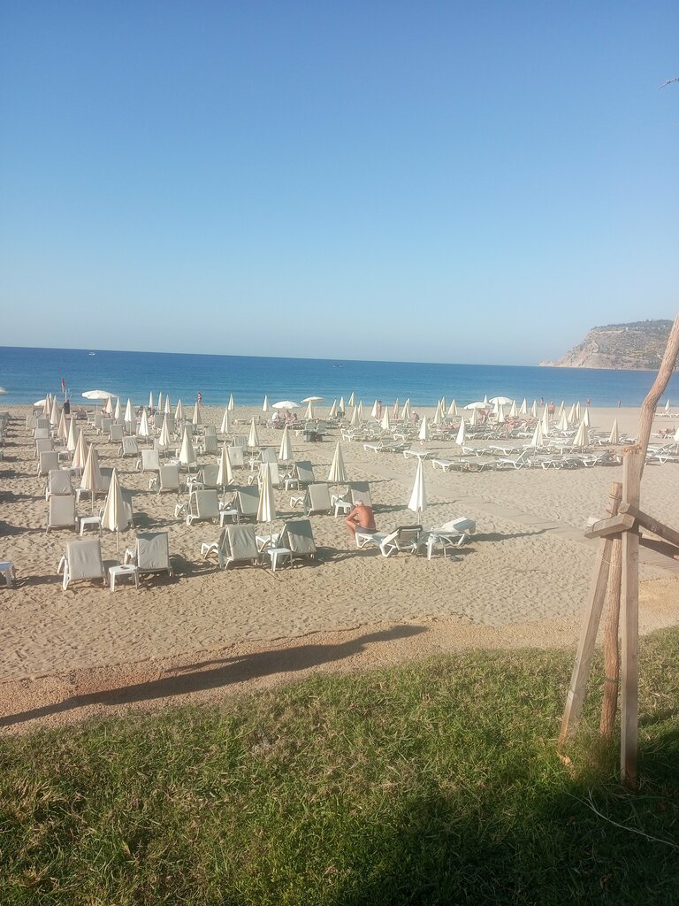 Plaj Mari Tiki Beach, Alanya, foto