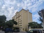 Hyatt Regency, Hyatt Tower 1 (Izmir Street No:6), i̇ş merkezi  Bakü'den