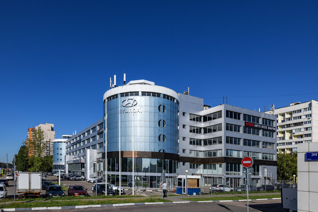 Otomobil satış galerileri АвтоГЕРМЕС Soueast, Moskova, foto