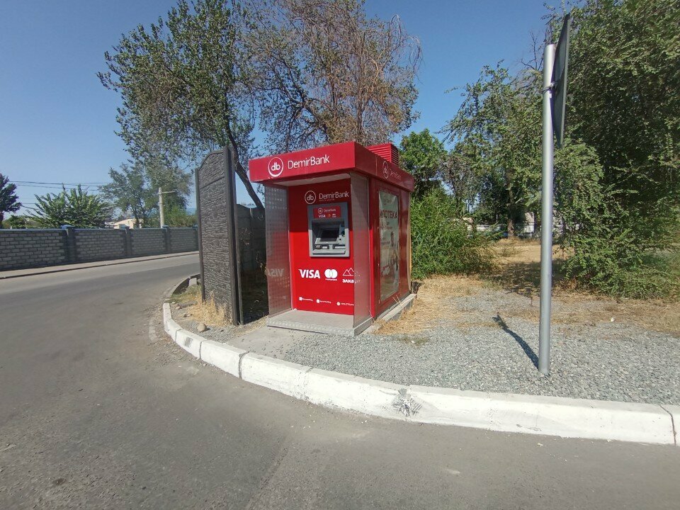 ATM'ler DemirBank, Bişkek, foto