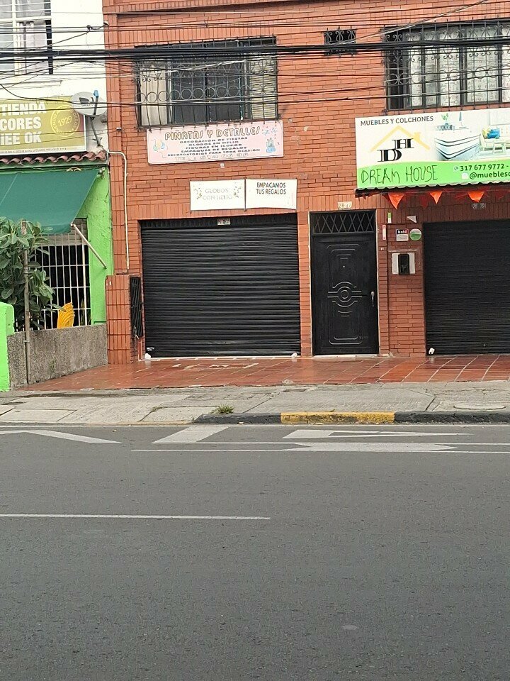 Sosyal yardım kuruluşları Parties and Decorations Celebrations, Cali, foto