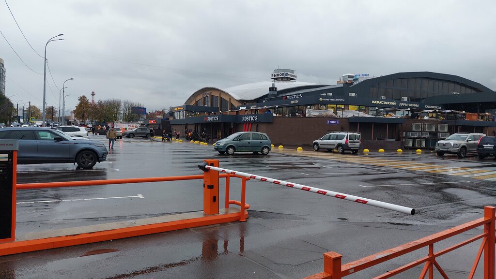 Otoparklar Podolsk Central Market Parking, Podolsk, foto