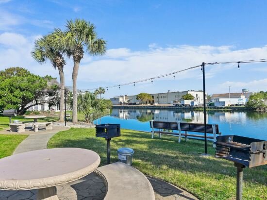 Otel Stunning Beach View and Pool Access - Elegant Coastal Retreat, Destin, foto
