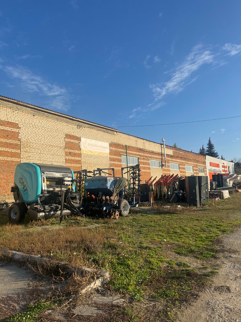 Tarım makineleri, ekipmanlar АгроТехУспех, Stavropolski krayı, foto