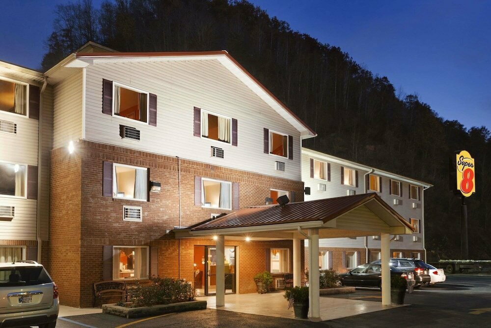 Otel Super 8 by Wyndham Prestonsburg, Kentucky, foto
