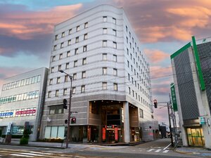 Apa Hotel Takaoka Marunouchi (Toyama Prefecture, Takaoka, Takaoka), otel  Takaoka'dan