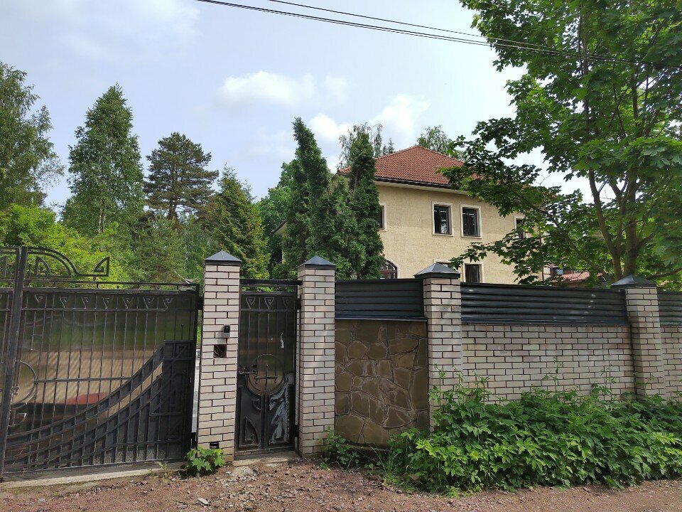Çocuk ve gençlik merkezleri Algoritmica, Vsevolgsk, foto