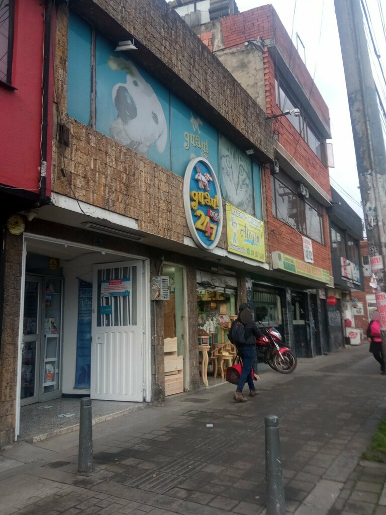 Veteriner klinikleri Clinica Veterinaria Guau Dog Store 24 Horas, Bogota, foto