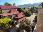 Граф (Pribrezhnaya ulitsa No:26), resort oteller, tesisler  Derbent'ten