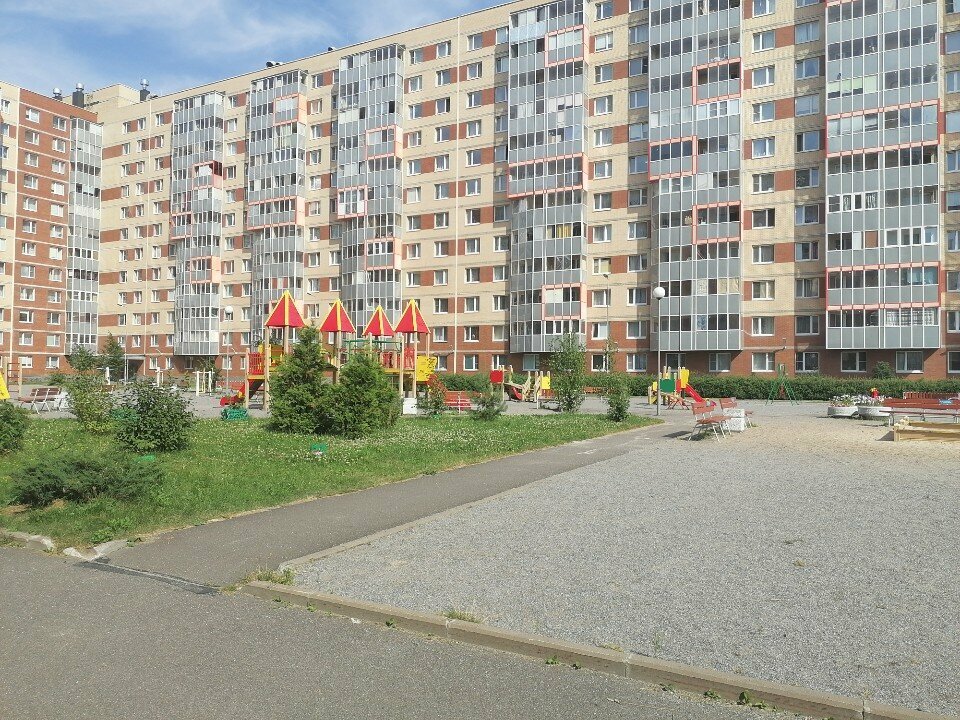 Konut servisleri kuruluşları Samolet, Saint‑Petersburg ve Leningradskaya oblastı, foto