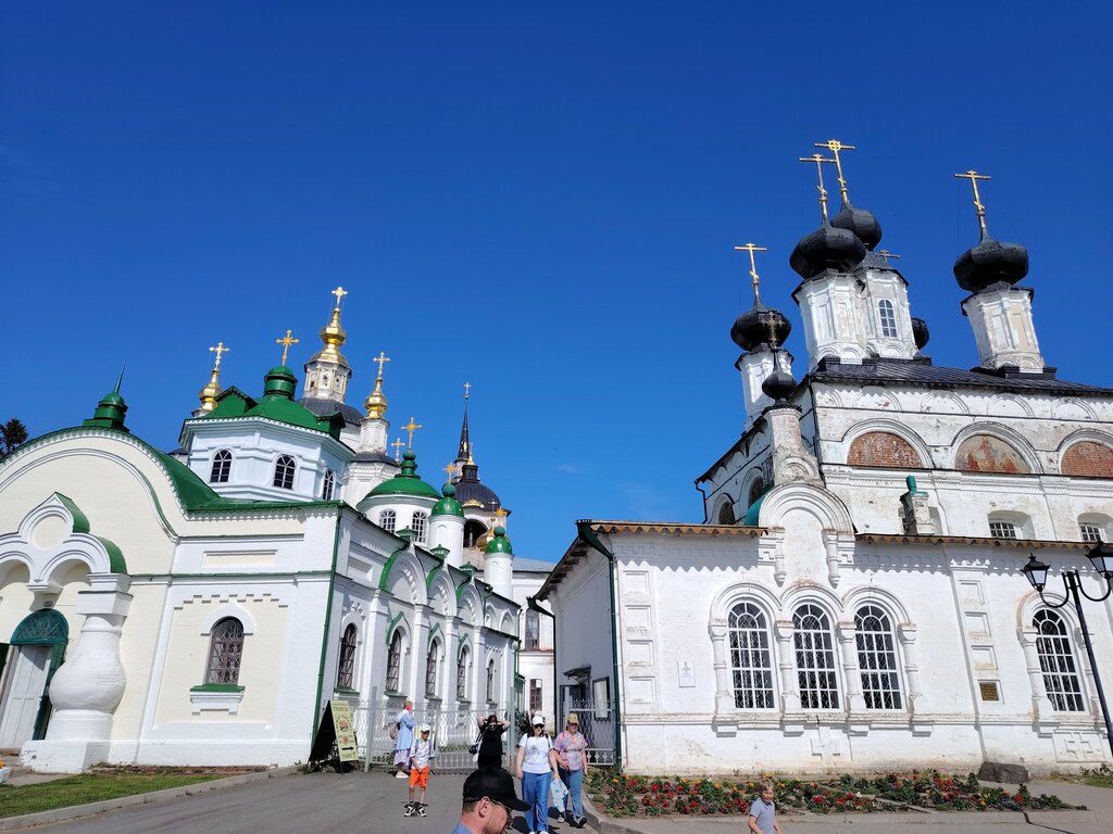 Turistik yerler Соборное дворище, Velikiy Ustug, foto