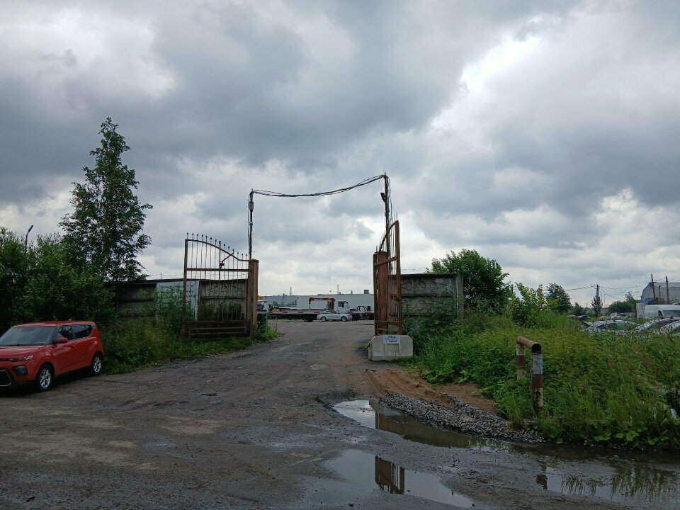 Garajlar Грузовая стоянка Матэп, Saint‑Petersburg, foto