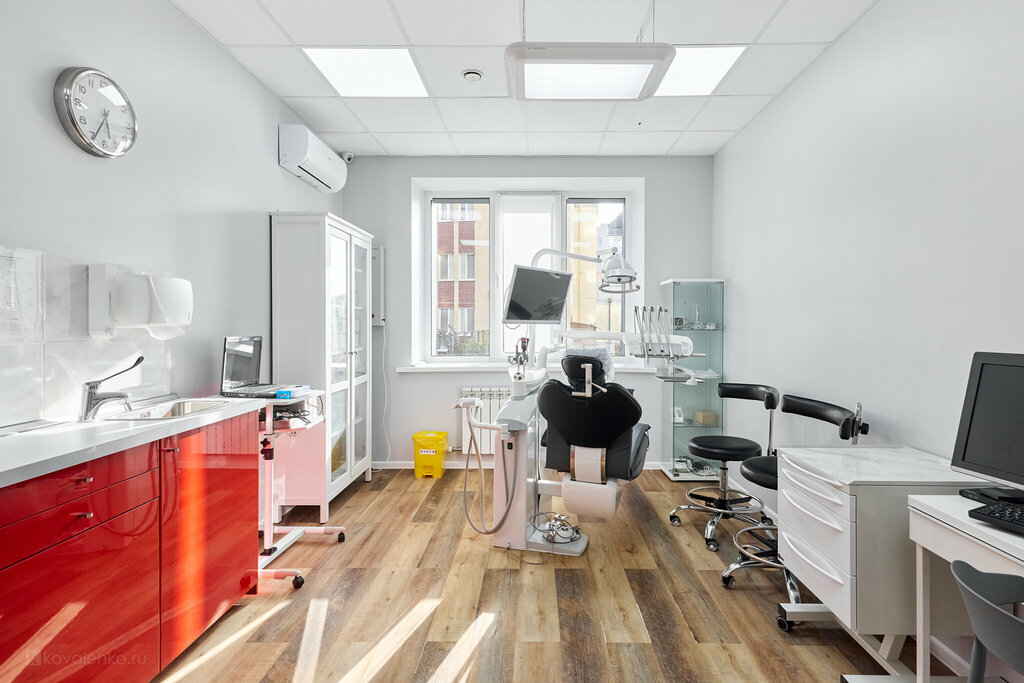 Özel ağız ve diş sağlığı klinikleri ve muayenehaneleri Modnyj Doktor, Briansk, foto