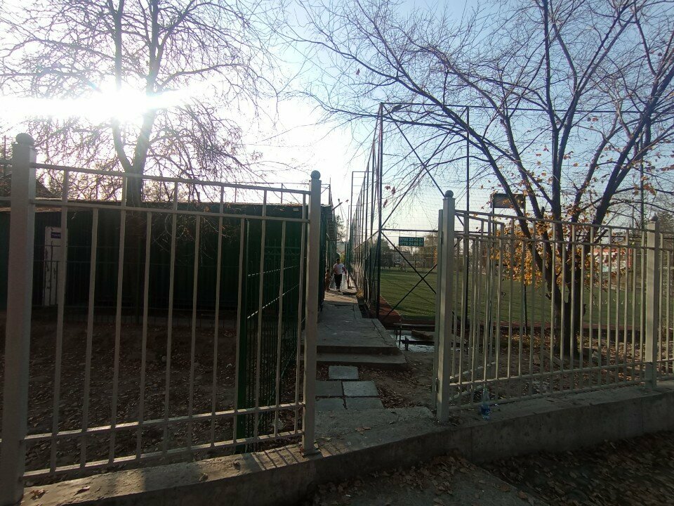 Stadyum Liderturf, Bişkek, foto