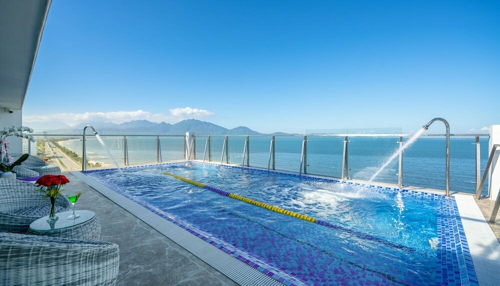 Otel Avenis Hotel, Da Nang, foto