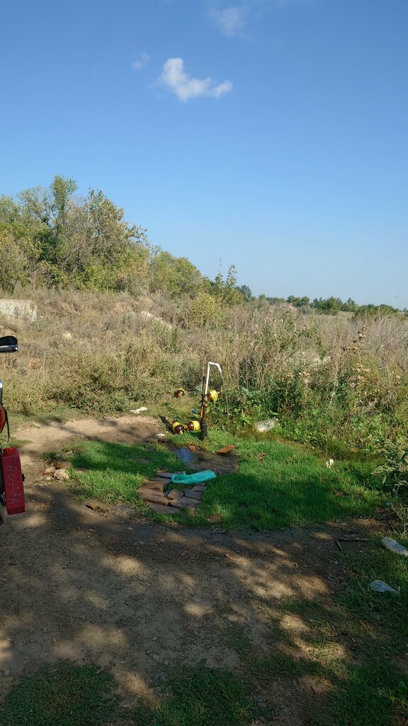 Pınar, çay Spring, stream, Saratovskaya oblastı, foto