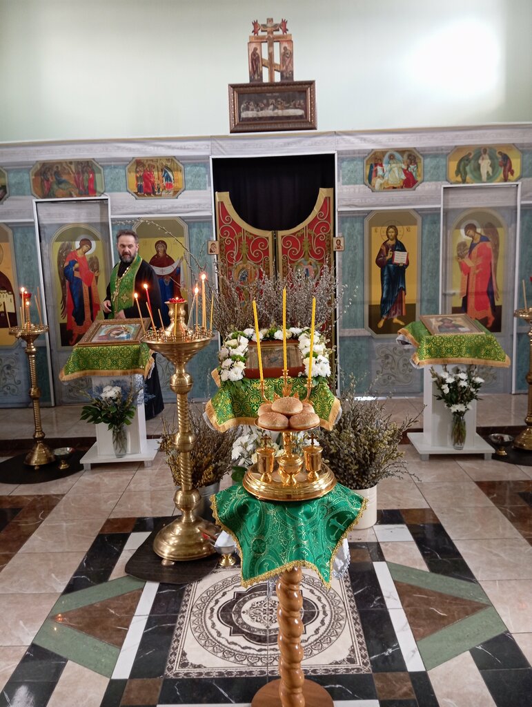 Ortodoks kiliseleri Храм Живоначальной Троицы, Magnitogorsk, foto